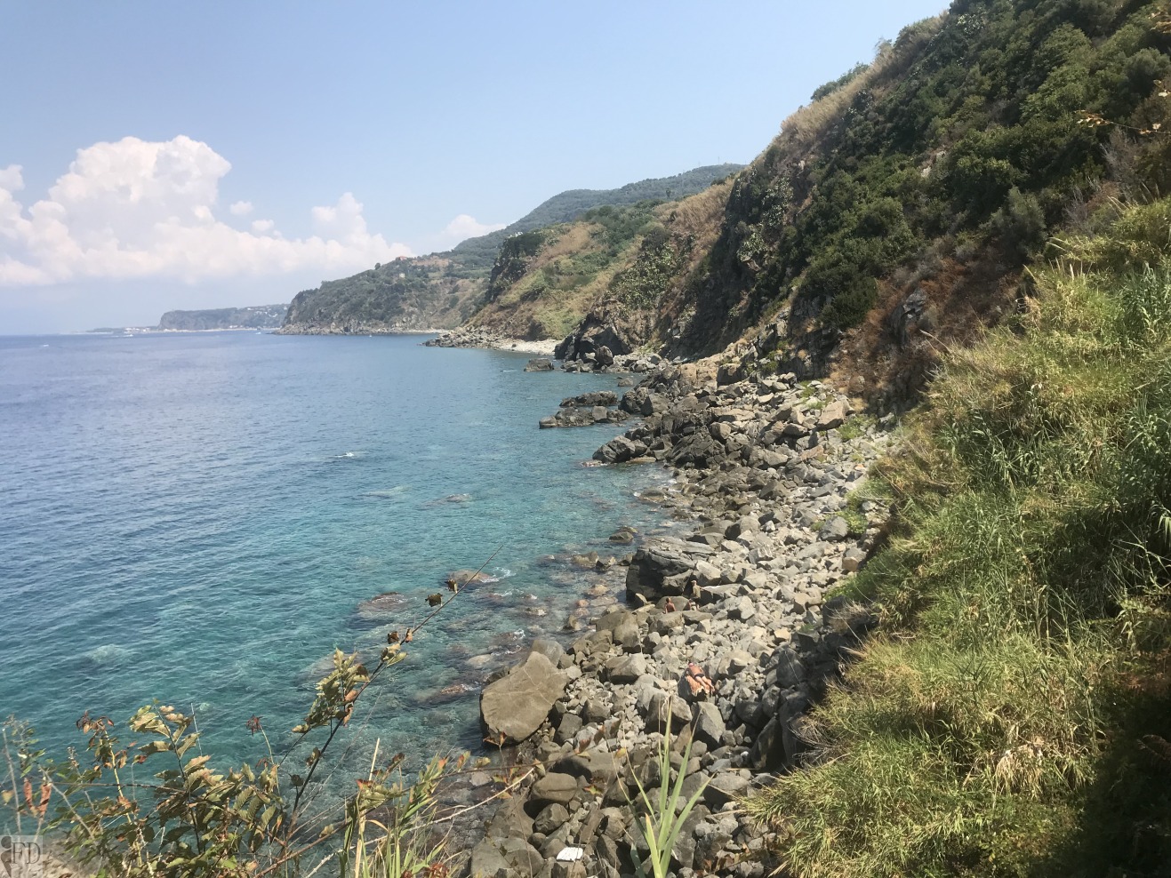 Cala Rovaglioso: una delle spiagge più belle e selvagge d'Italia